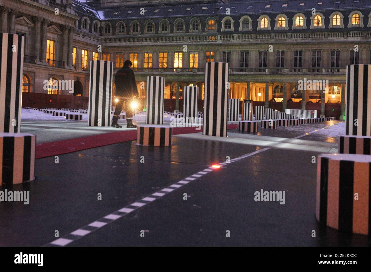 Official unveiling of the renovated Buren's striped columns in Paris ...