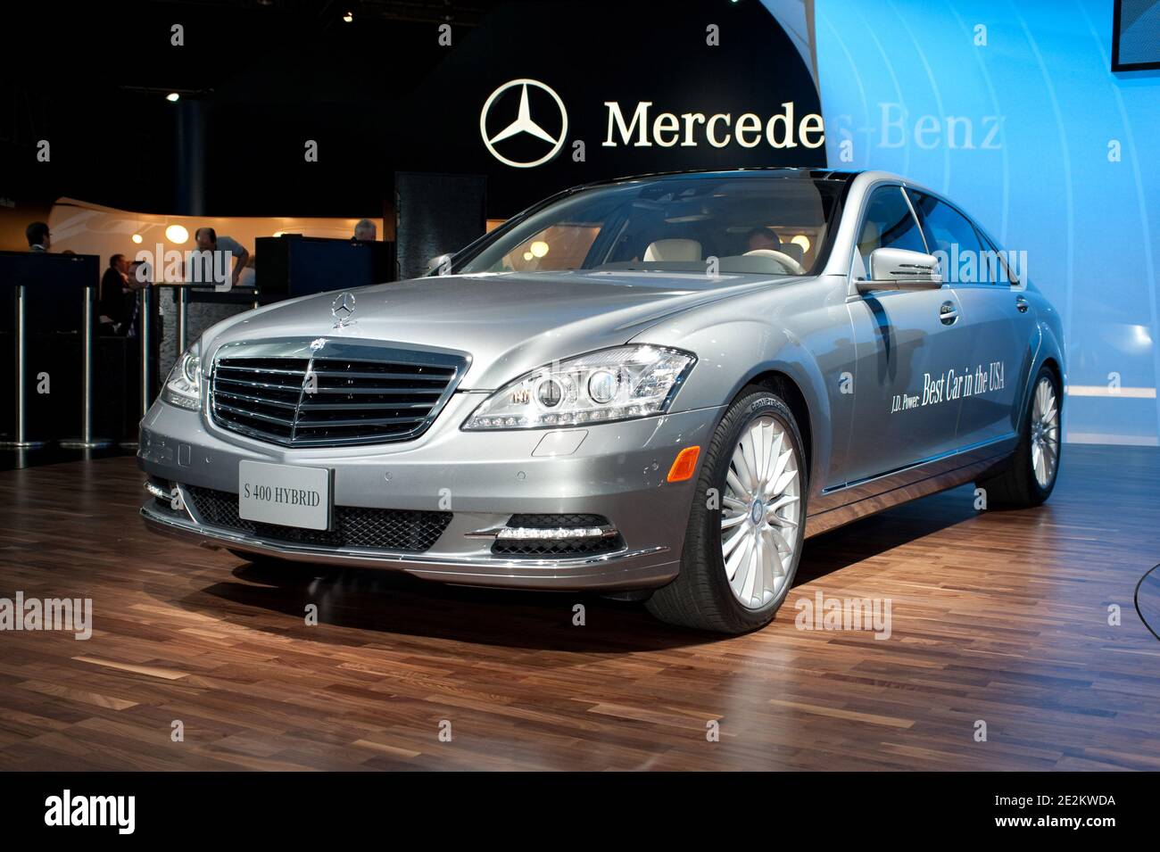 Mercedes benz s400 hi-res stock photography and images - Alamy