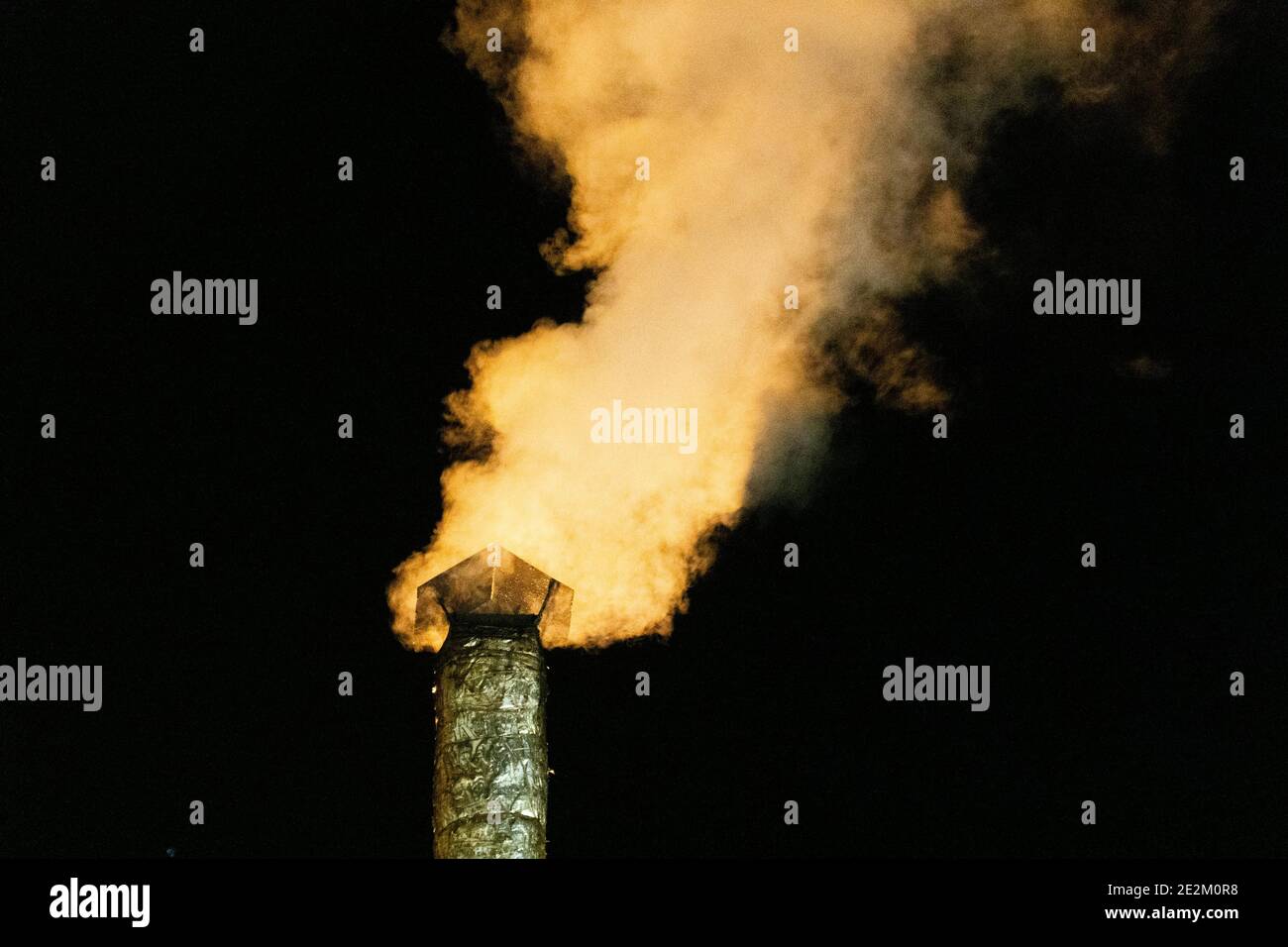 Artificial night lighting hi-res stock photography and images - Alamy