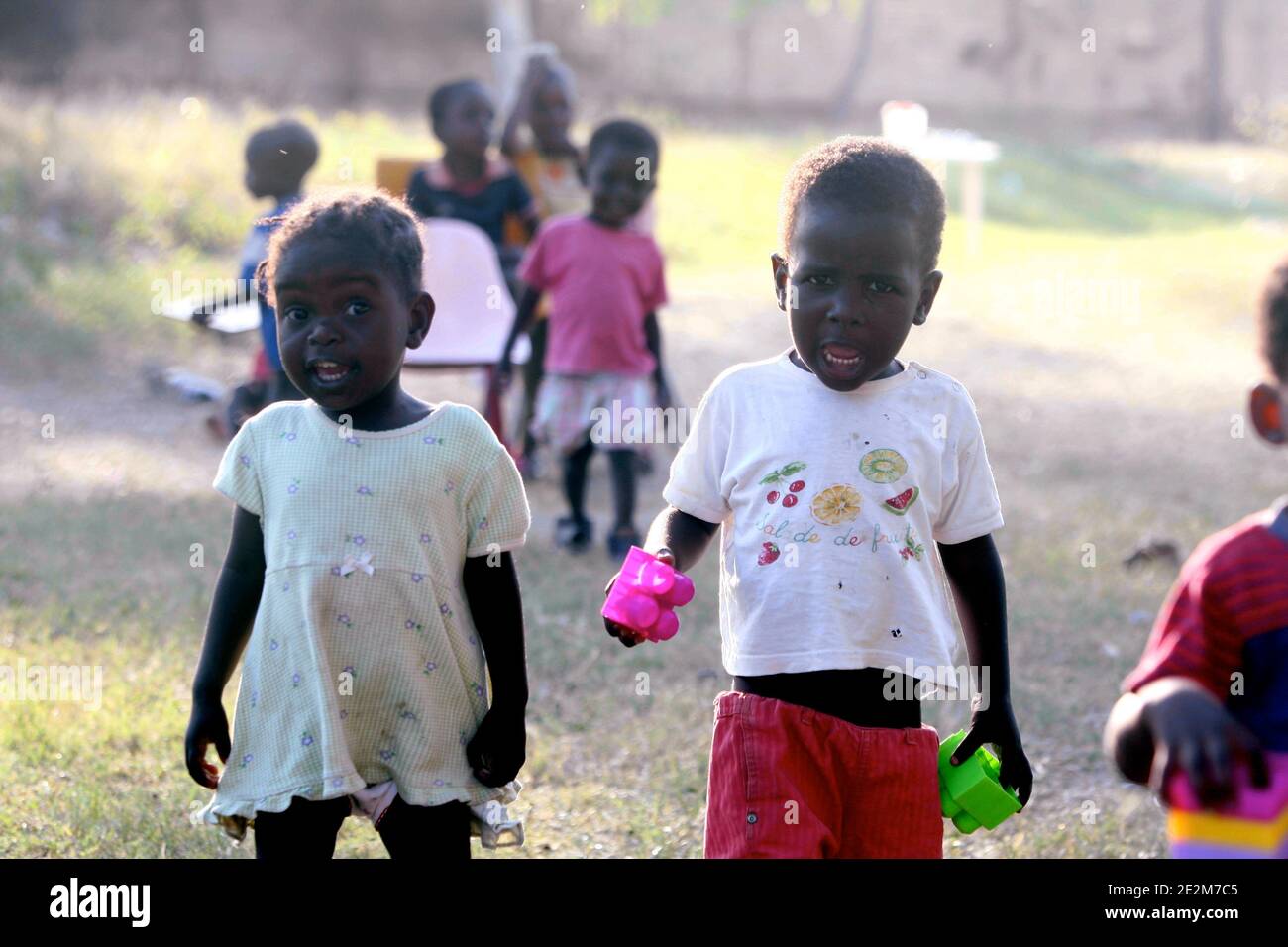 Visite de L'orphelinat Solidarite sans frontiere dirige par Catherine a ...