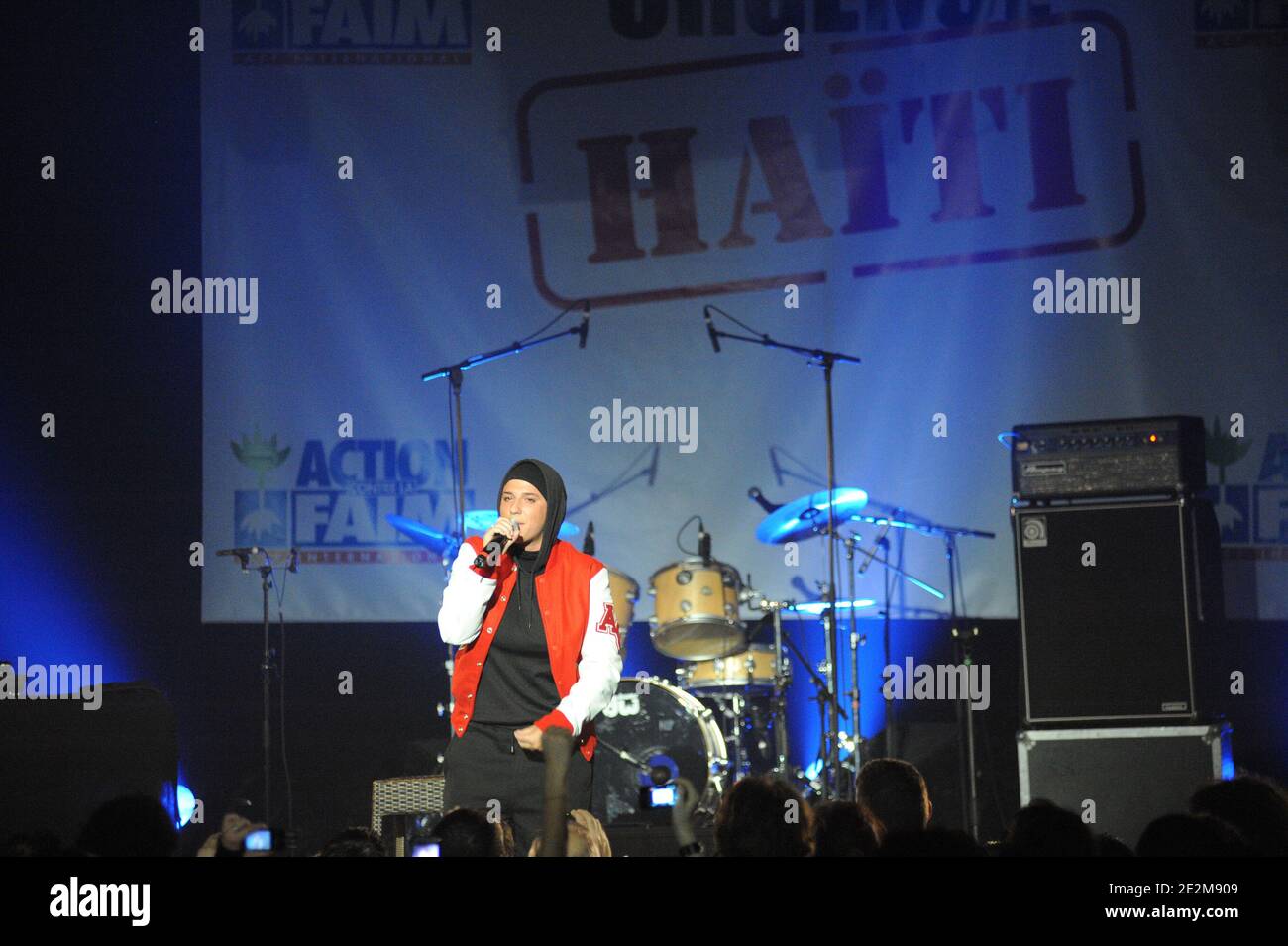 Diam's performing during the concert 'Un Dimanche Pour Haiti' at ...