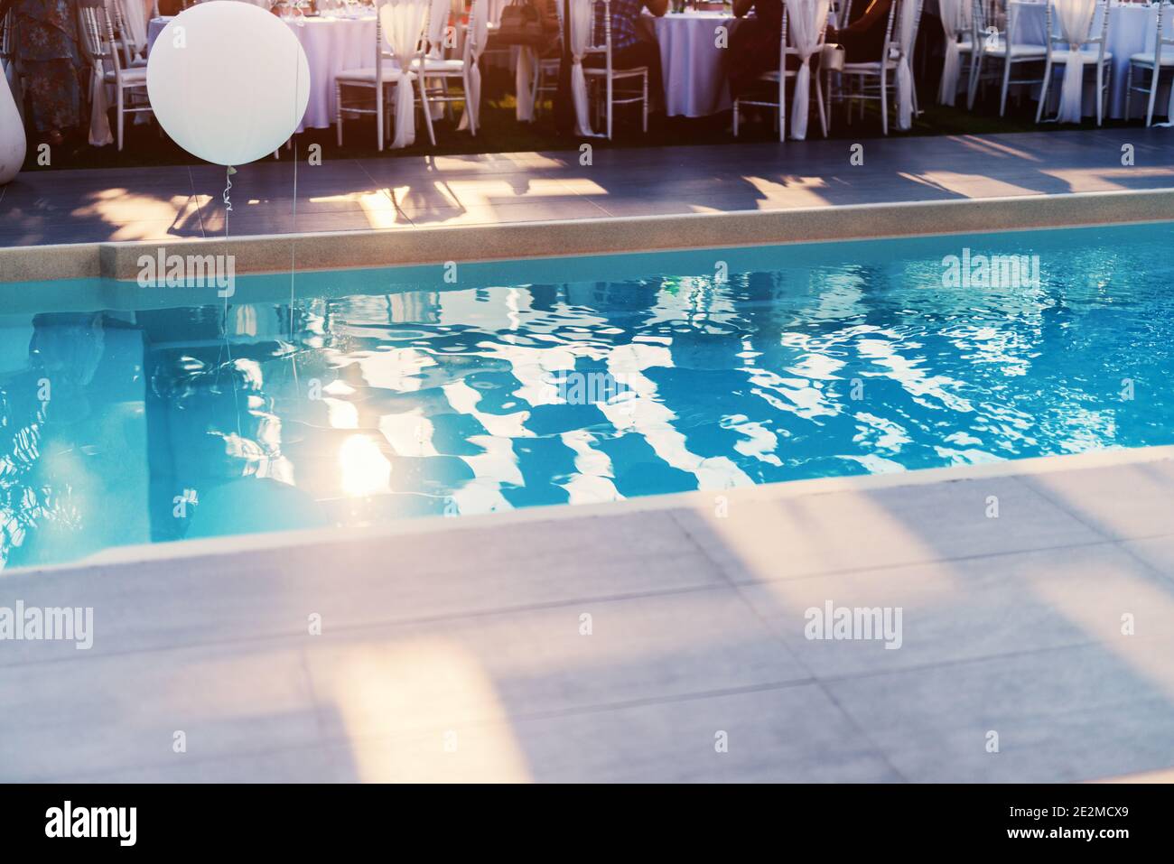 Outdoor swimming pool arrangement hi-res stock photography and images ...