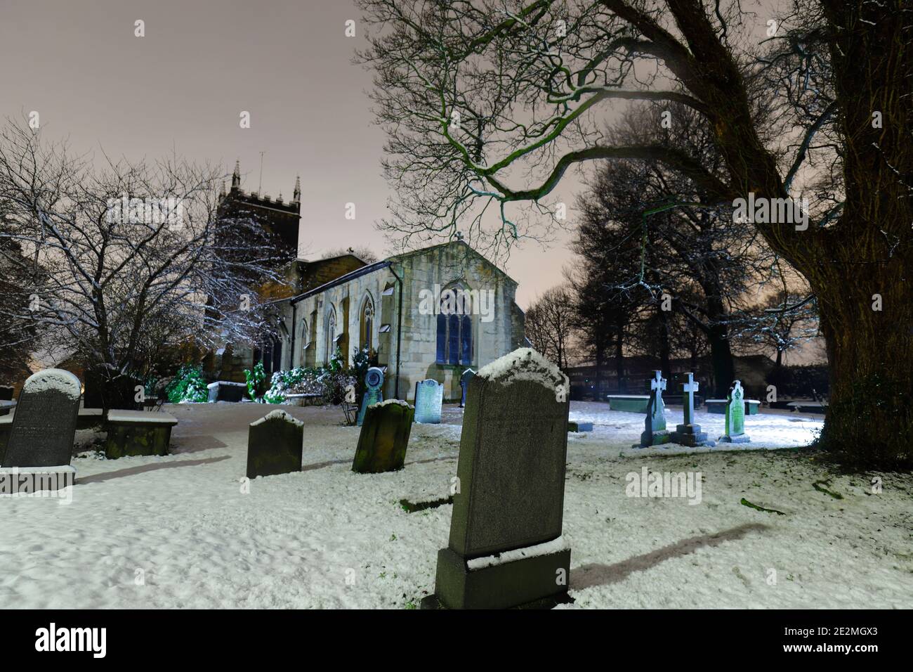 St Mary's Church in Swillington under a blanket of snow Stock Photo - Alamy