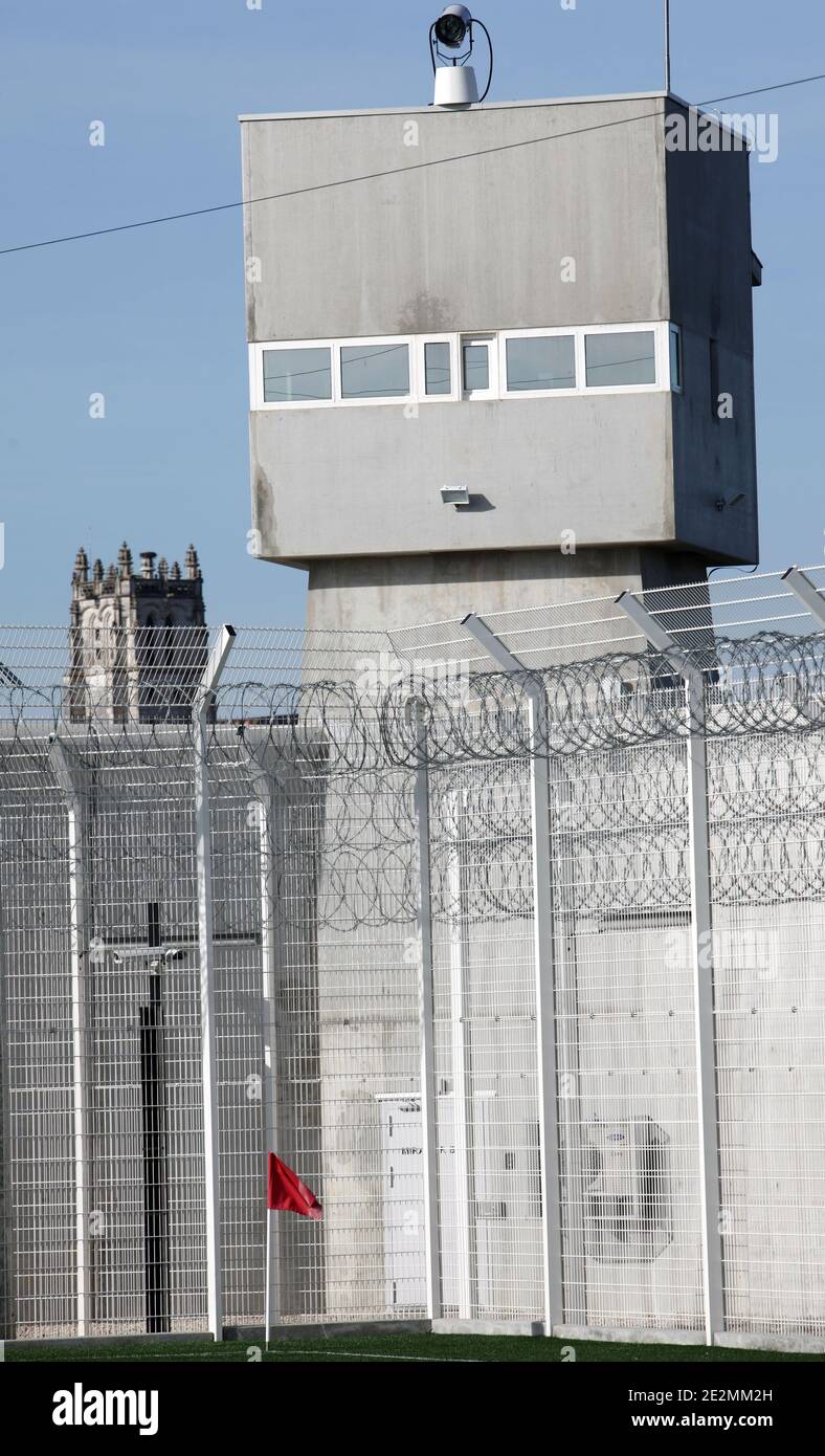 Visite du nouveau centre penitentaire de Bourg en Bresse : 690 places ...