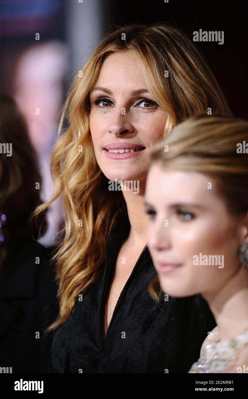 "Julia Roberts and Emma Roberts arriving at the premiere of ""Valentine ...