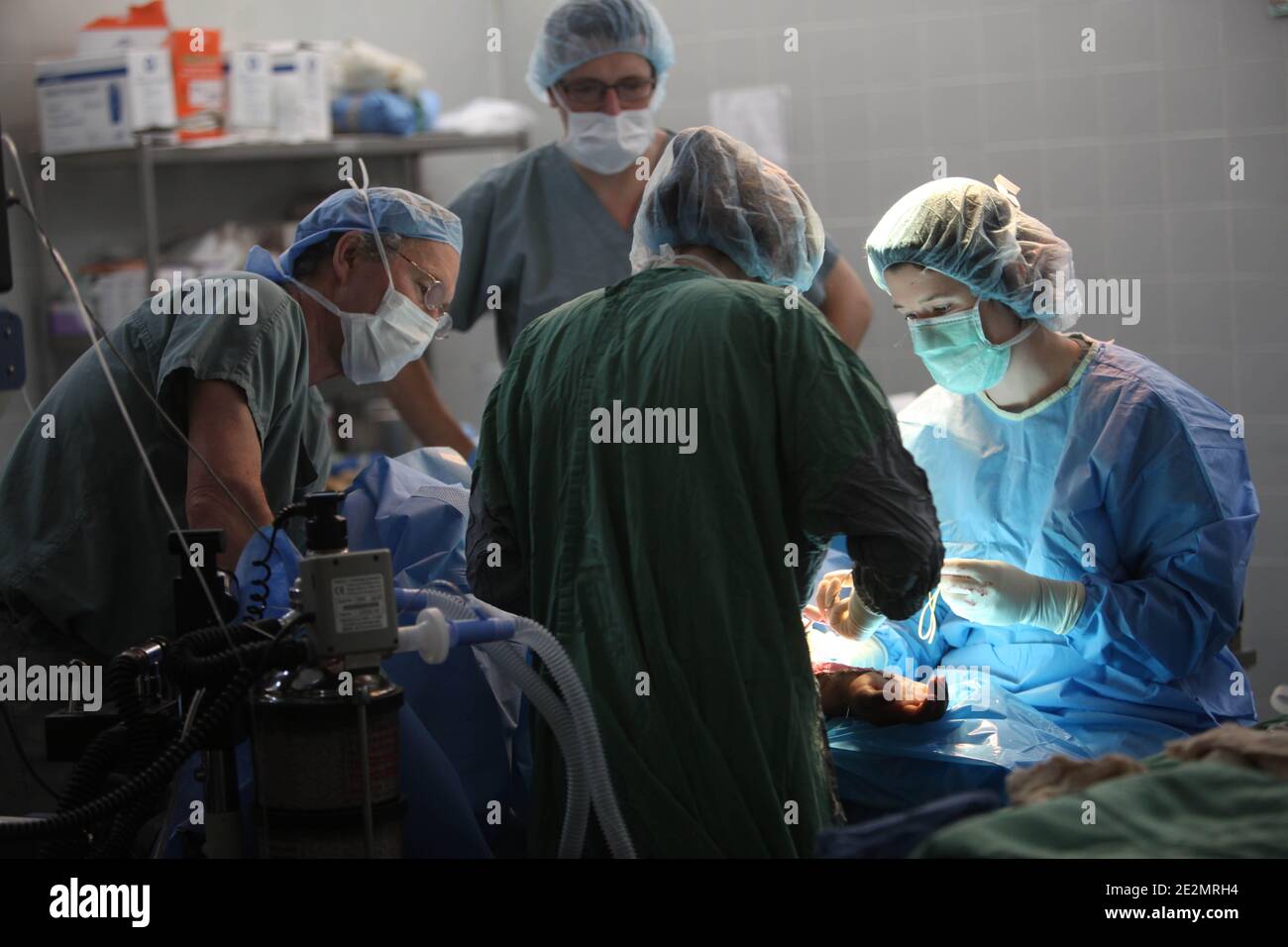 Elisabeth leblanc hi-res stock photography and images - Alamy