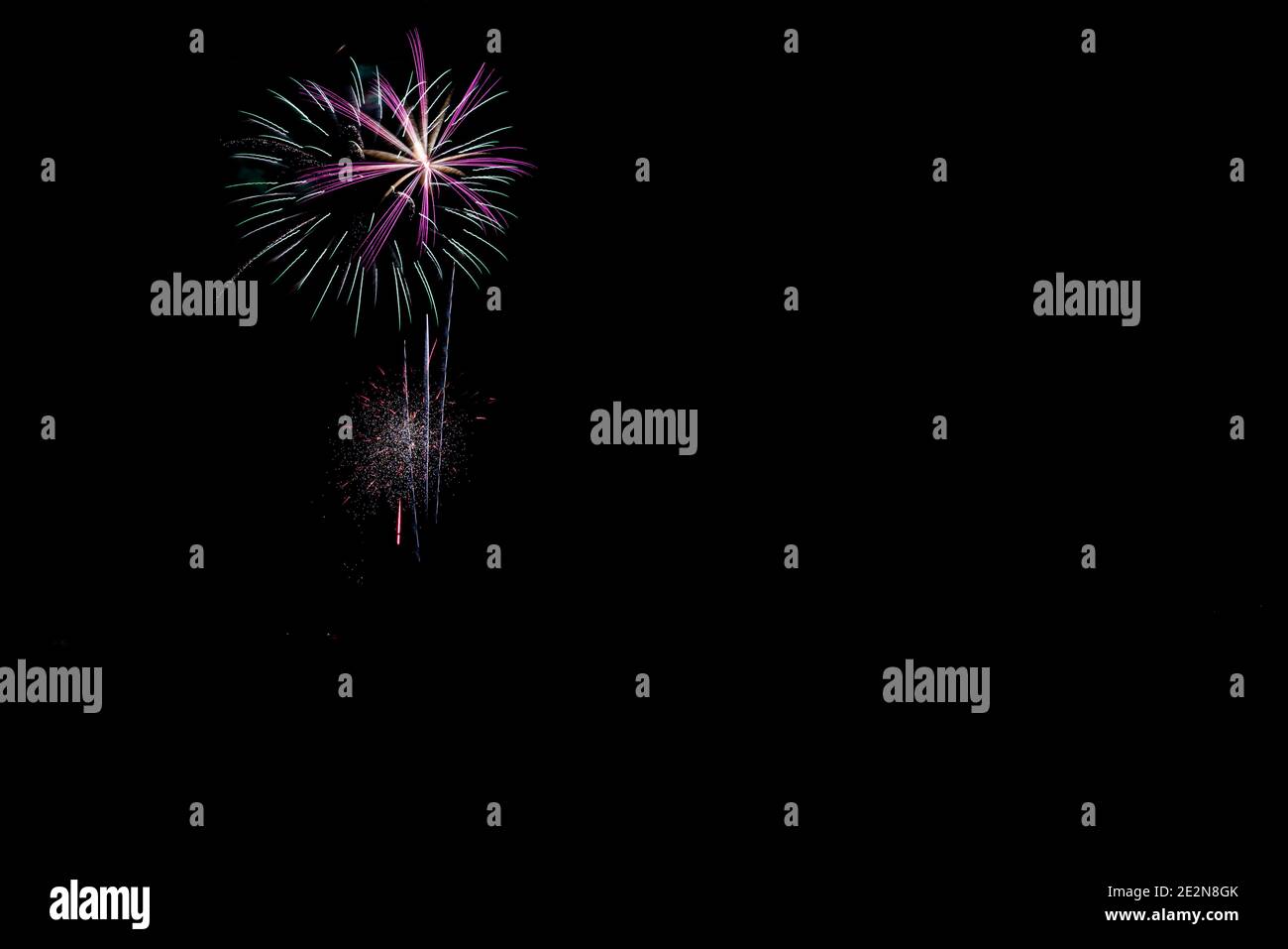 Palm tree fireworks hi-res stock photography and images - Alamy