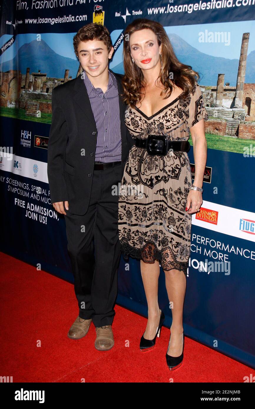 Jansen Panettiere with his mom Lesley Vogel arrive at the '5th Annual ...