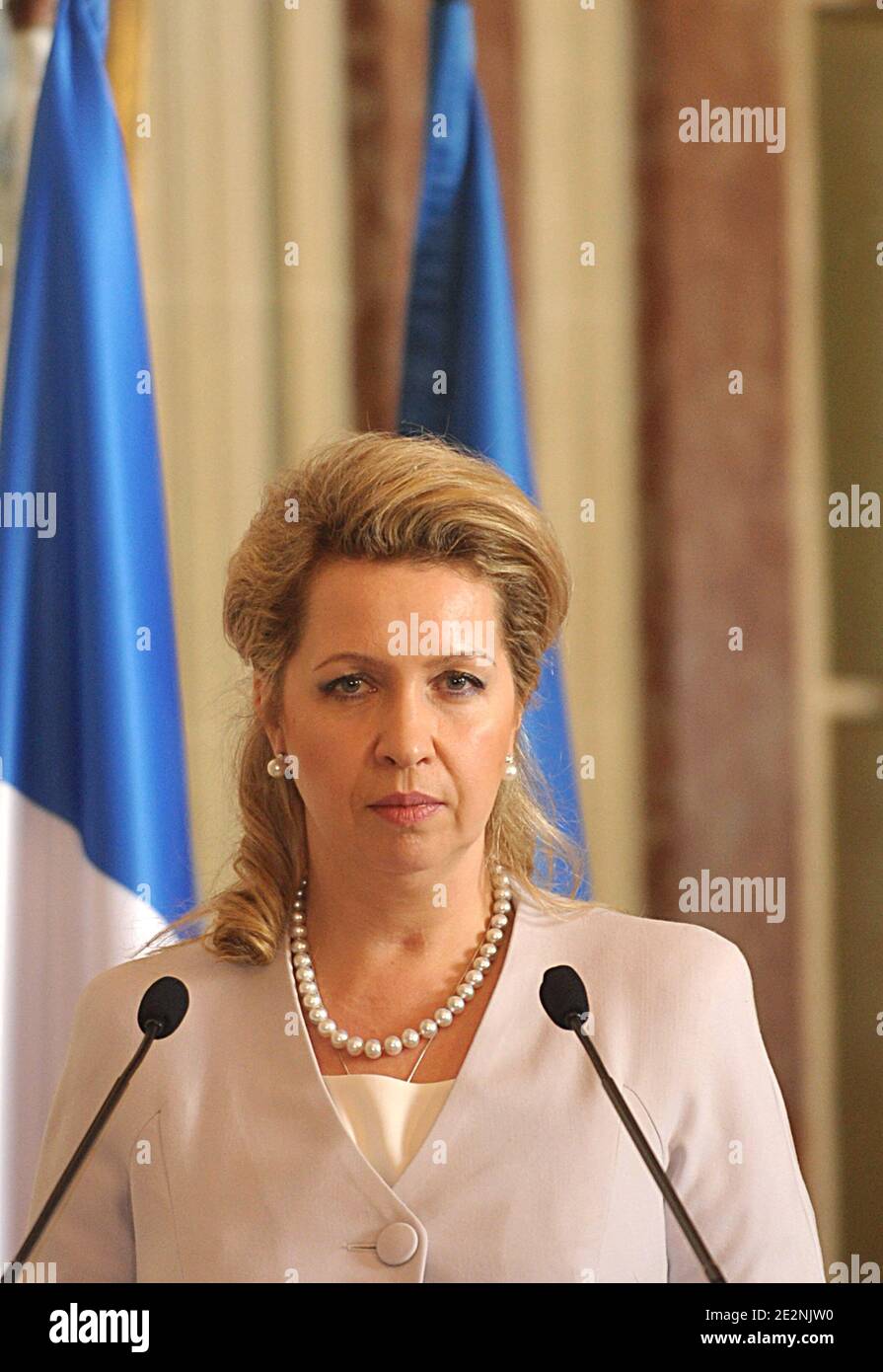 Russia's First Lady Svetlana Medvedeva visits the Exhibition 'Une ...