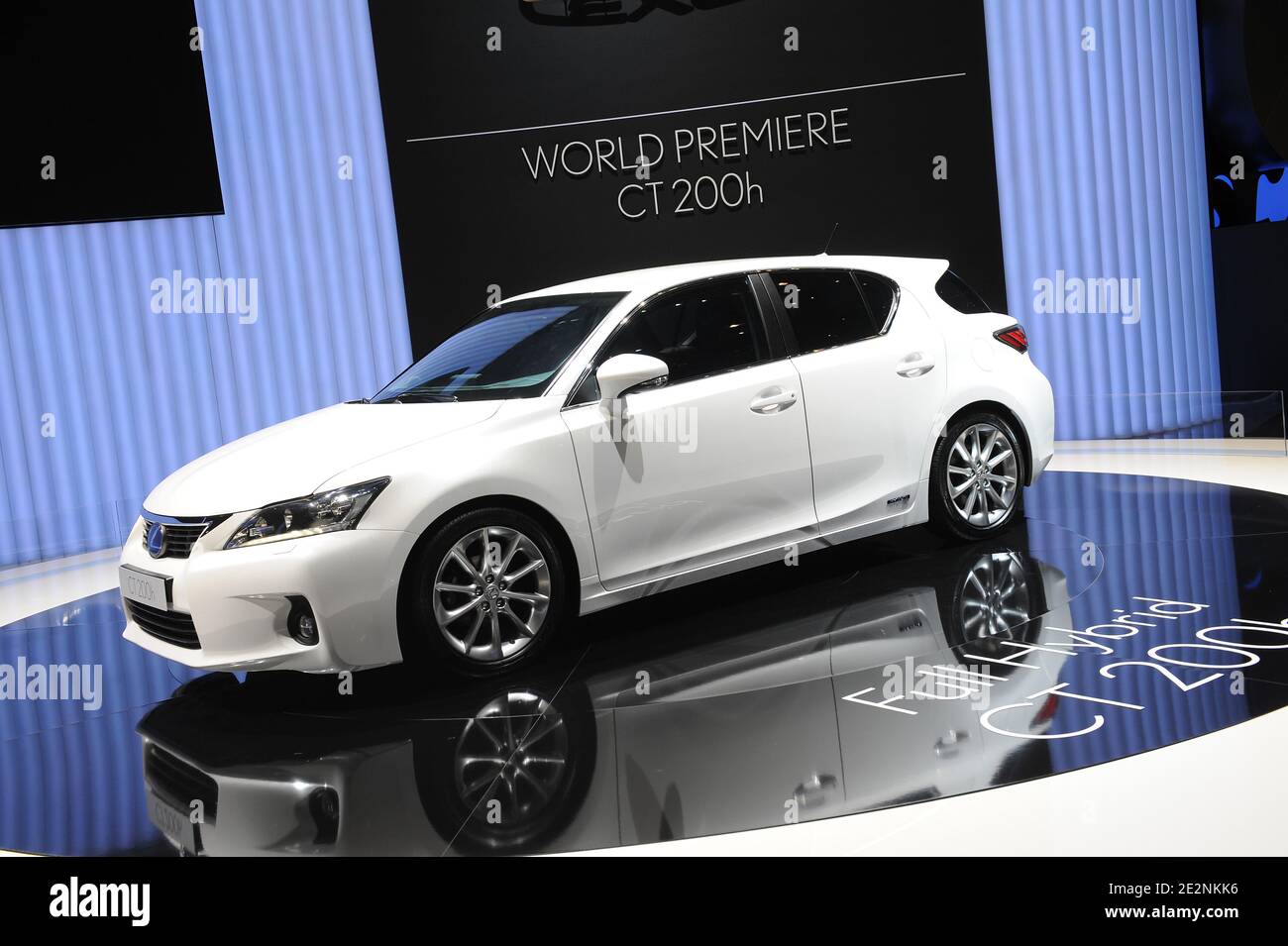 Lexus ct 200h hi-res stock photography and images - Alamy