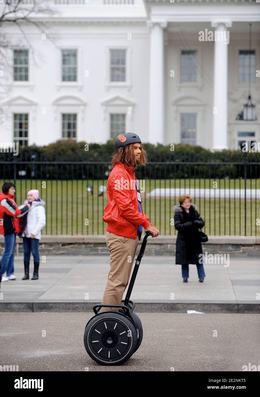 The geico caveman hi-res stock photography and images - Alamy