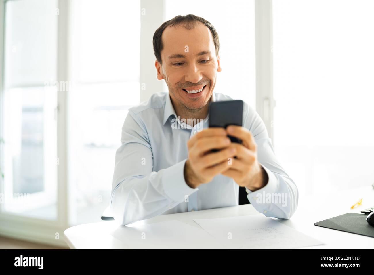 Chat using hi-res stock photography and images - Alamy