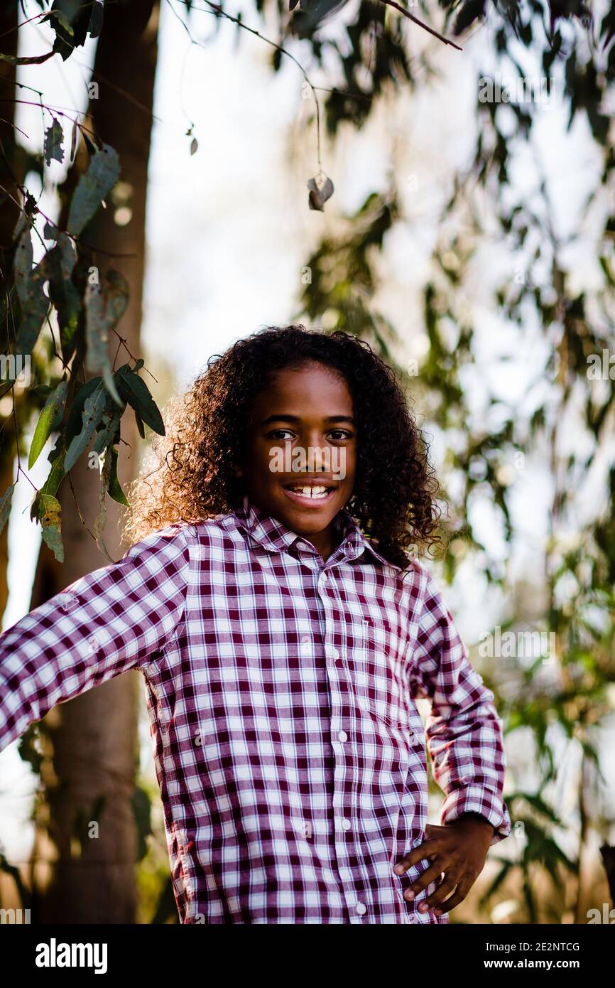 Smiling awkward hi-res stock photography and images - Alamy