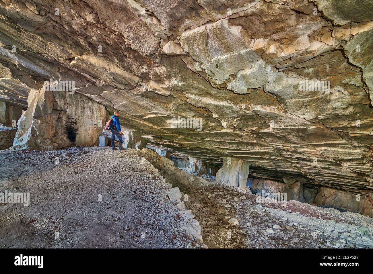 Inferior oolite limestone hi-res stock photography and images - Alamy