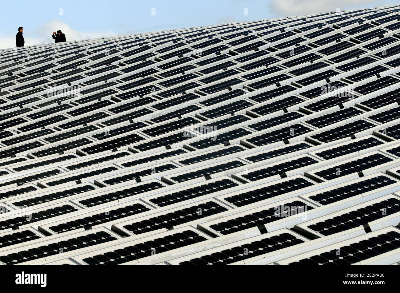 Vatican goes green with solar panel roof in Rome, Vatican on December 6 ...