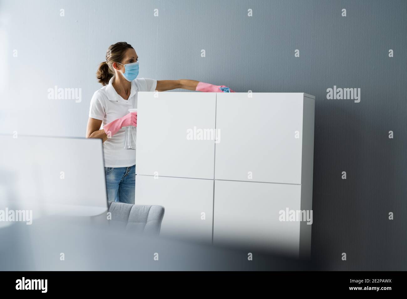 Professional medical service hi-res stock photography and images - Alamy