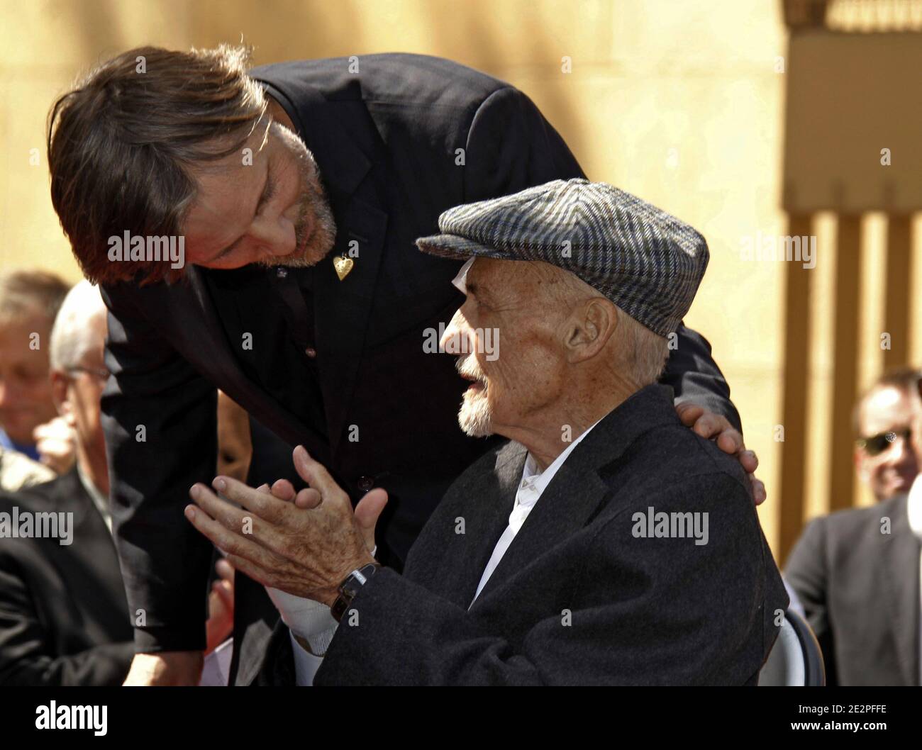 Dennis Hopper, Viggo Mortensen at The Walk of Fame ceremony for Dennis ...