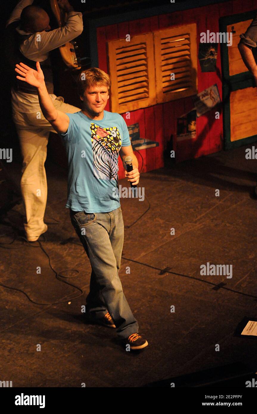Singer and Surfer Tom Frager performs at the Casino de Paris, Paris ...