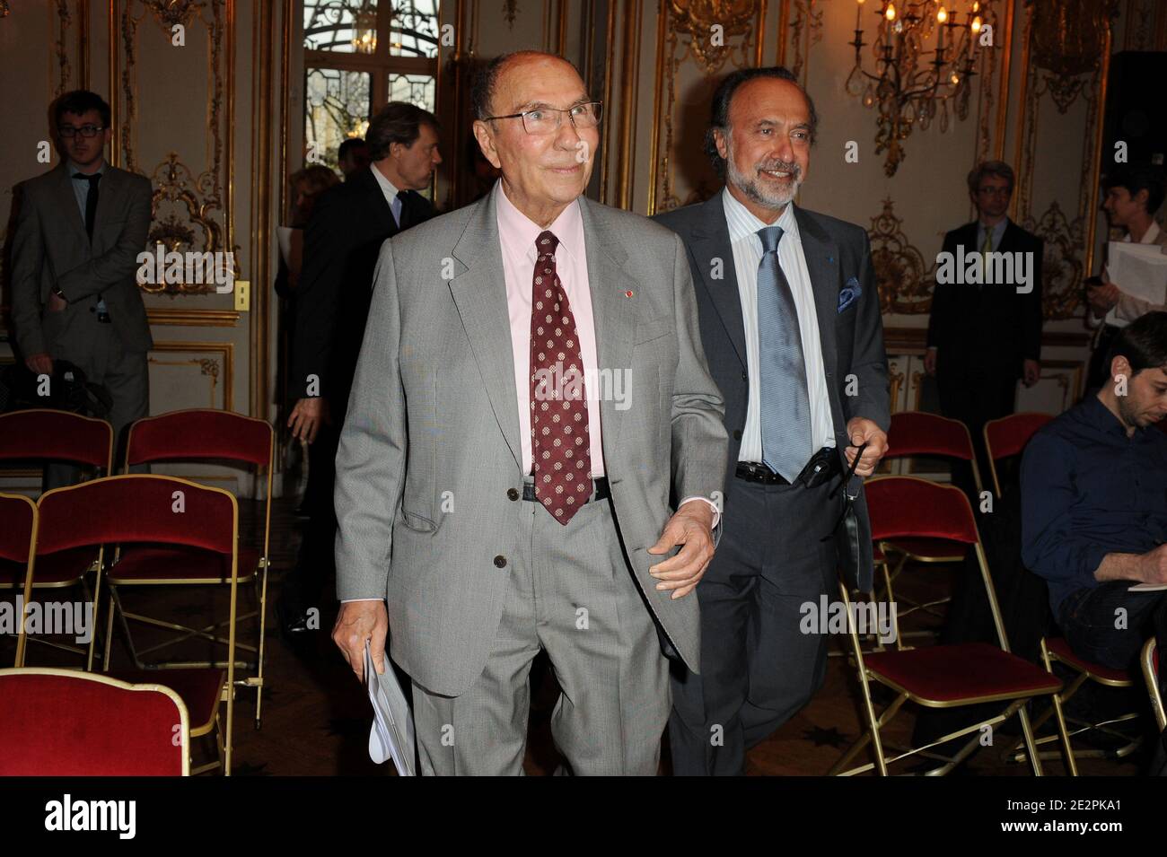 Serge Dassault (L), Honorary Chairman of Dassault Group, and his son ...