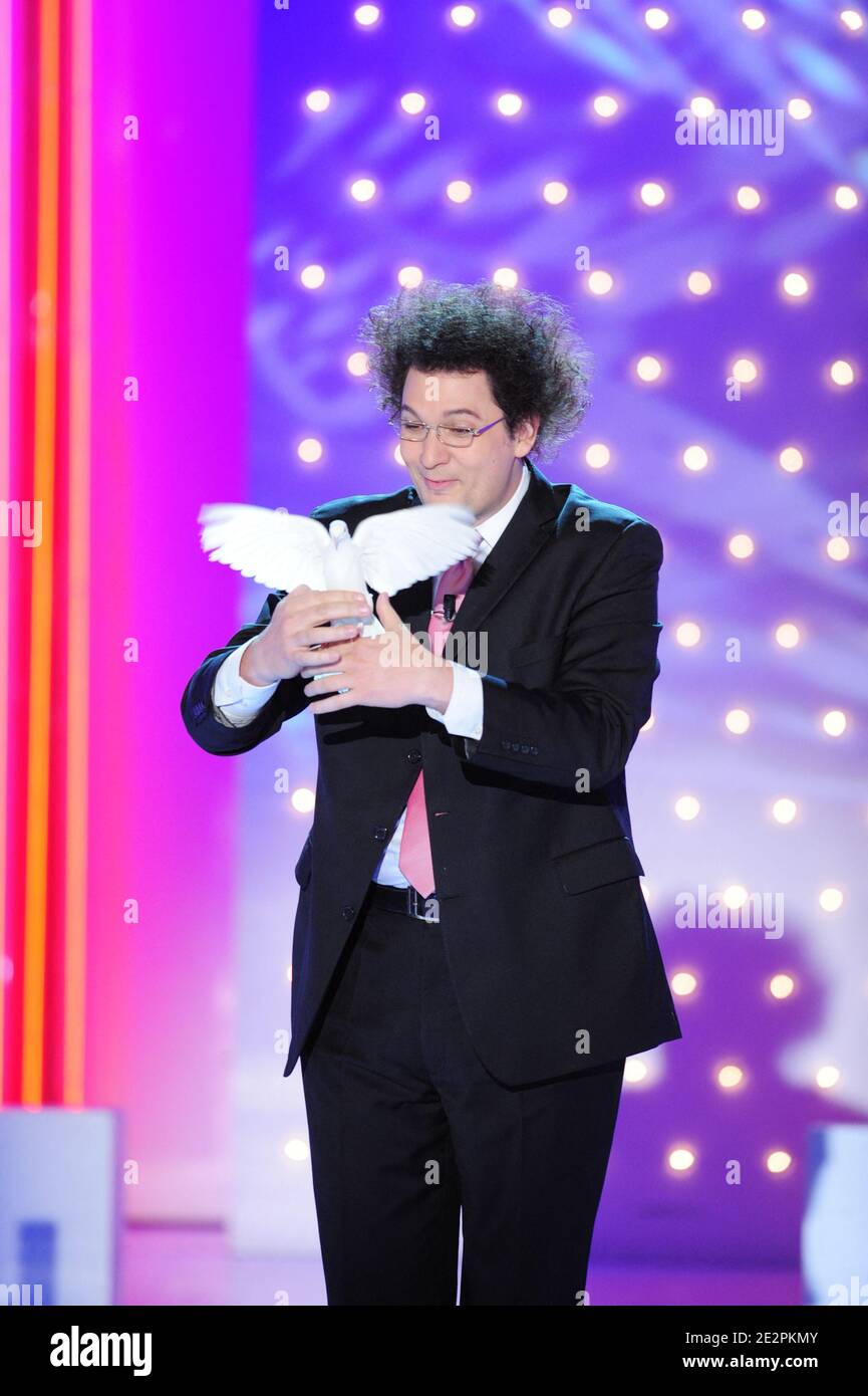 Magician Eric Antoine at the taping of Vivement Dimanche on February 3 ...