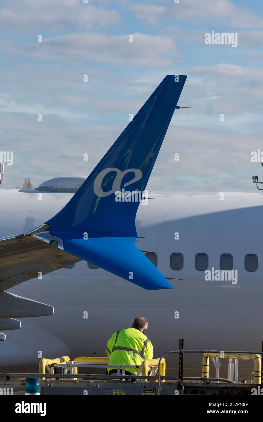 737 max production hi-res stock photography and images - Alamy
