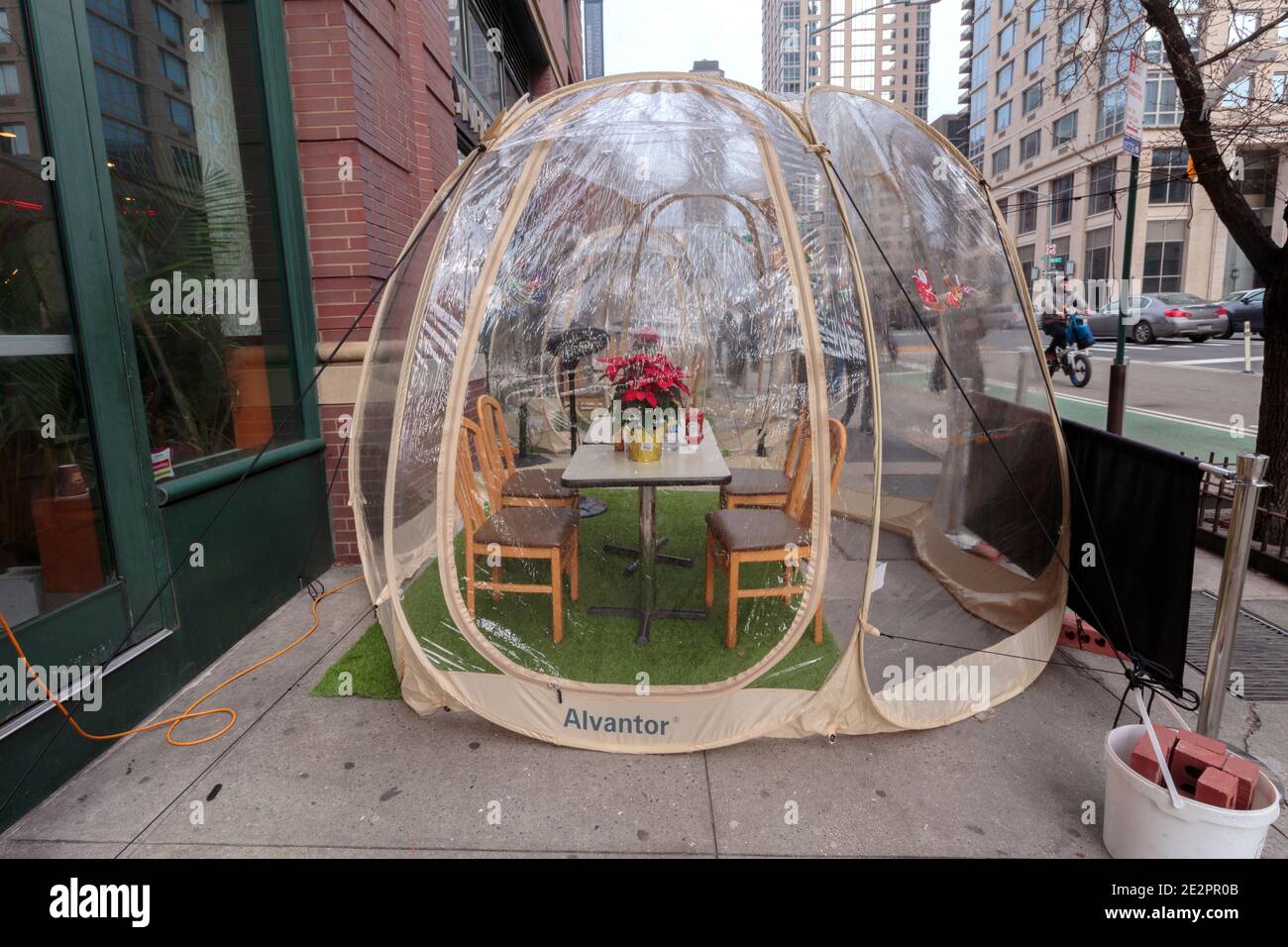 Plastic dining pod hi-res stock photography and images - Alamy