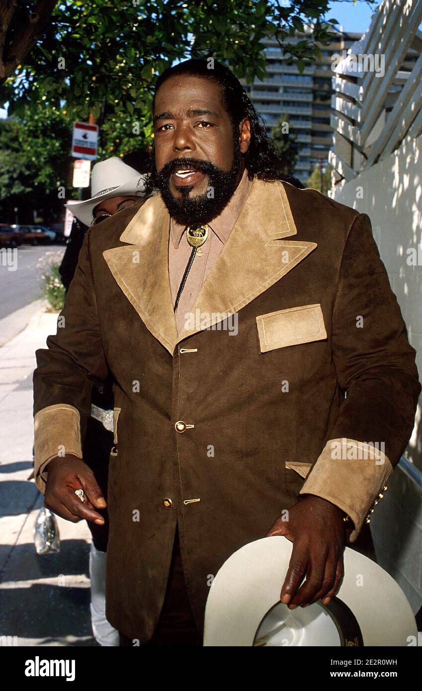 Barry White 1988 Credit: Ralph Dominguez/MediaPunch Stock Photo - Alamy