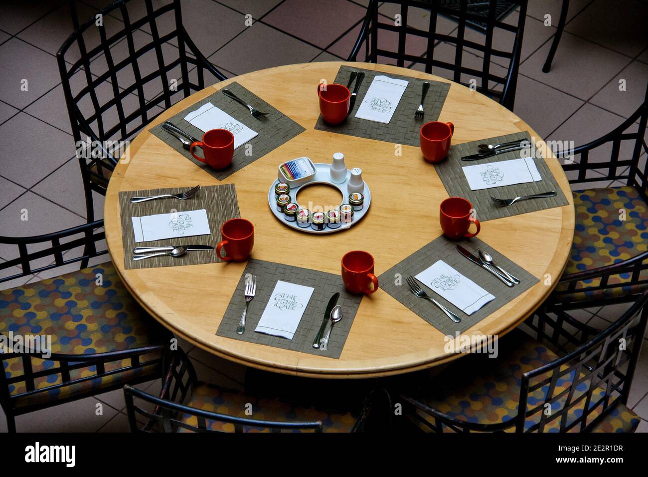 Table set for five Stock Photo - Alamy