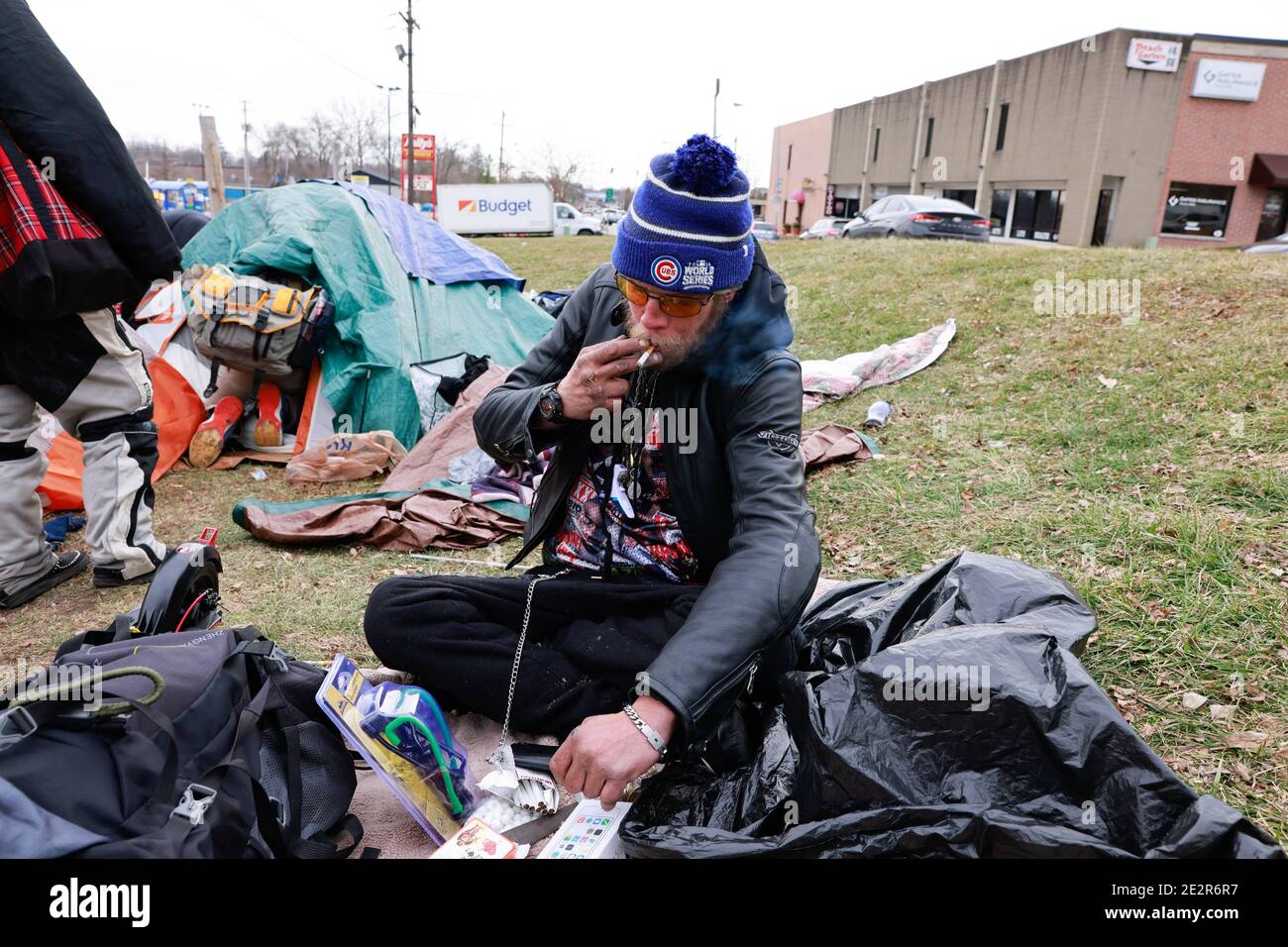 Homeless community in tents hi-res stock photography and images - Alamy