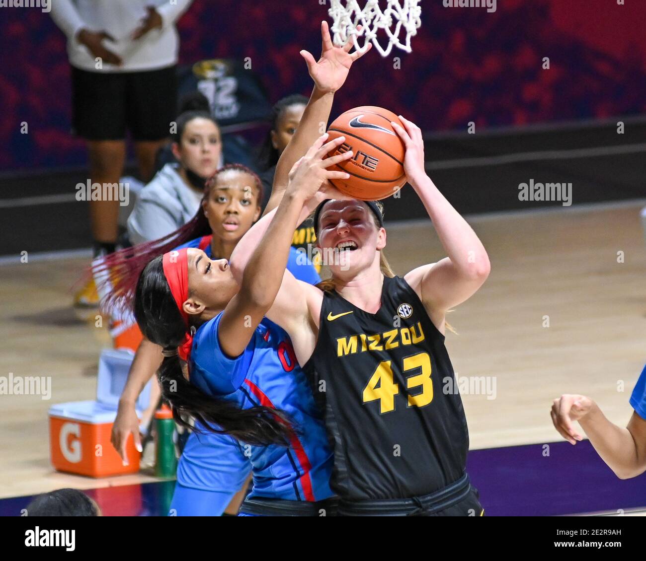 Oxford, MS, USA. 14th Jan, 2021. Missouri forward, Hayley Frank (43 ...