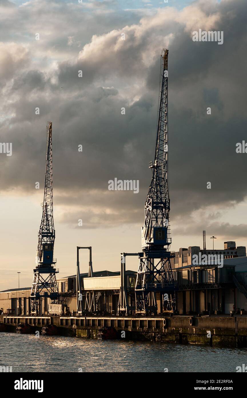 Southampton western docks hi-res stock photography and images - Alamy
