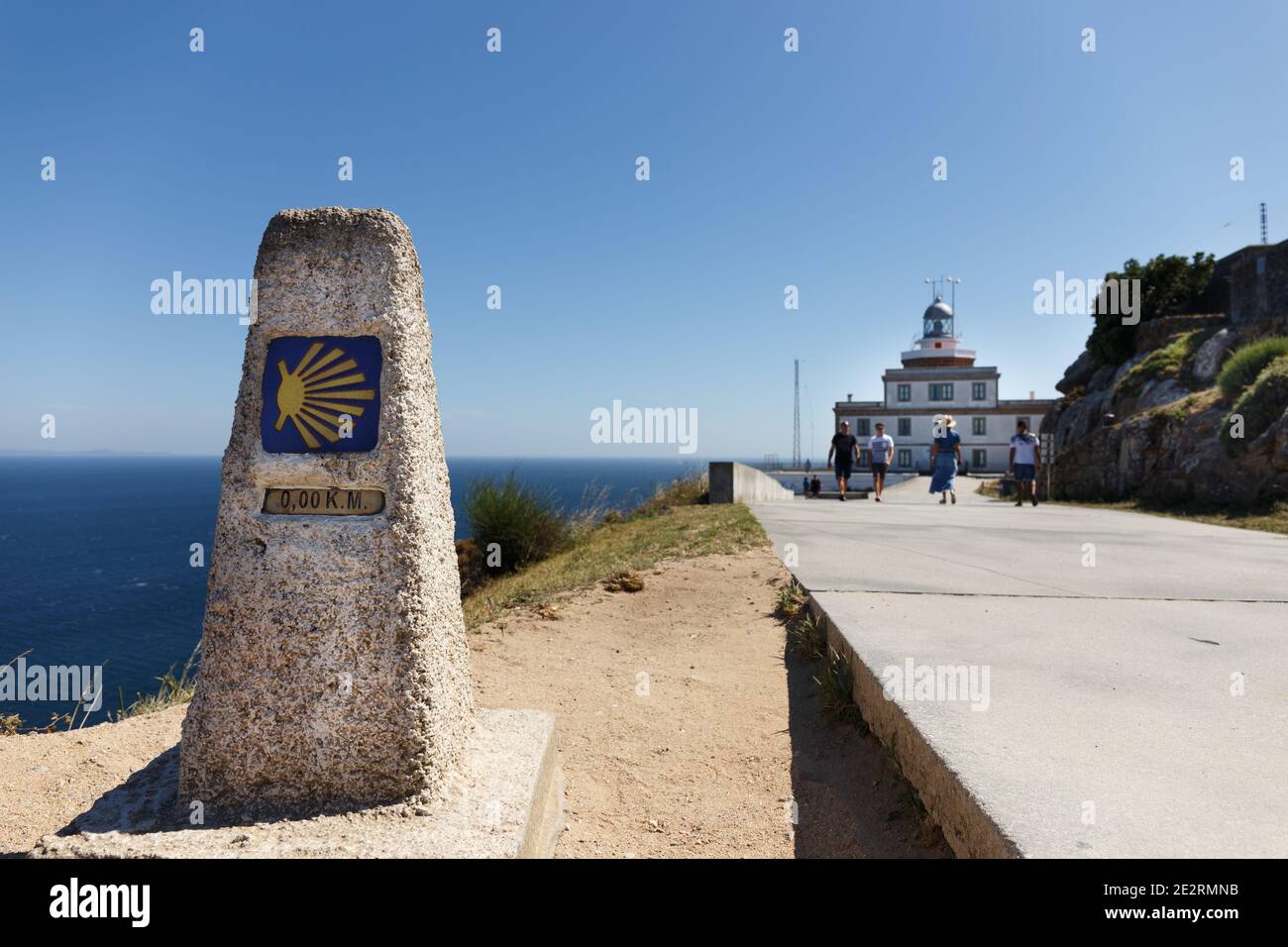 St.James way milestone with yellow scallop sign, end of route, 0.00 Km ...