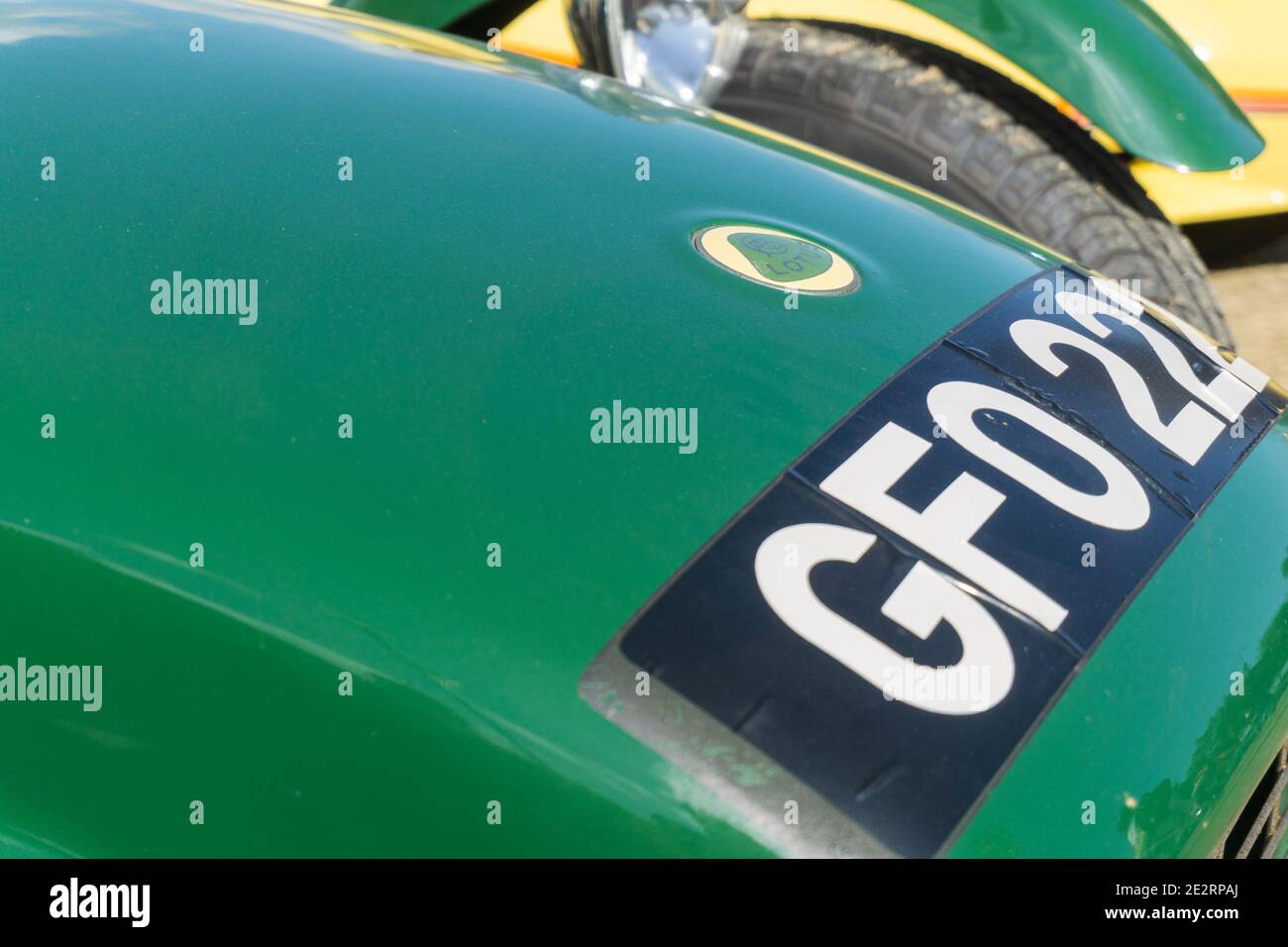 Open Car Bonnet High Resolution Stock Photography and Images - Alamy