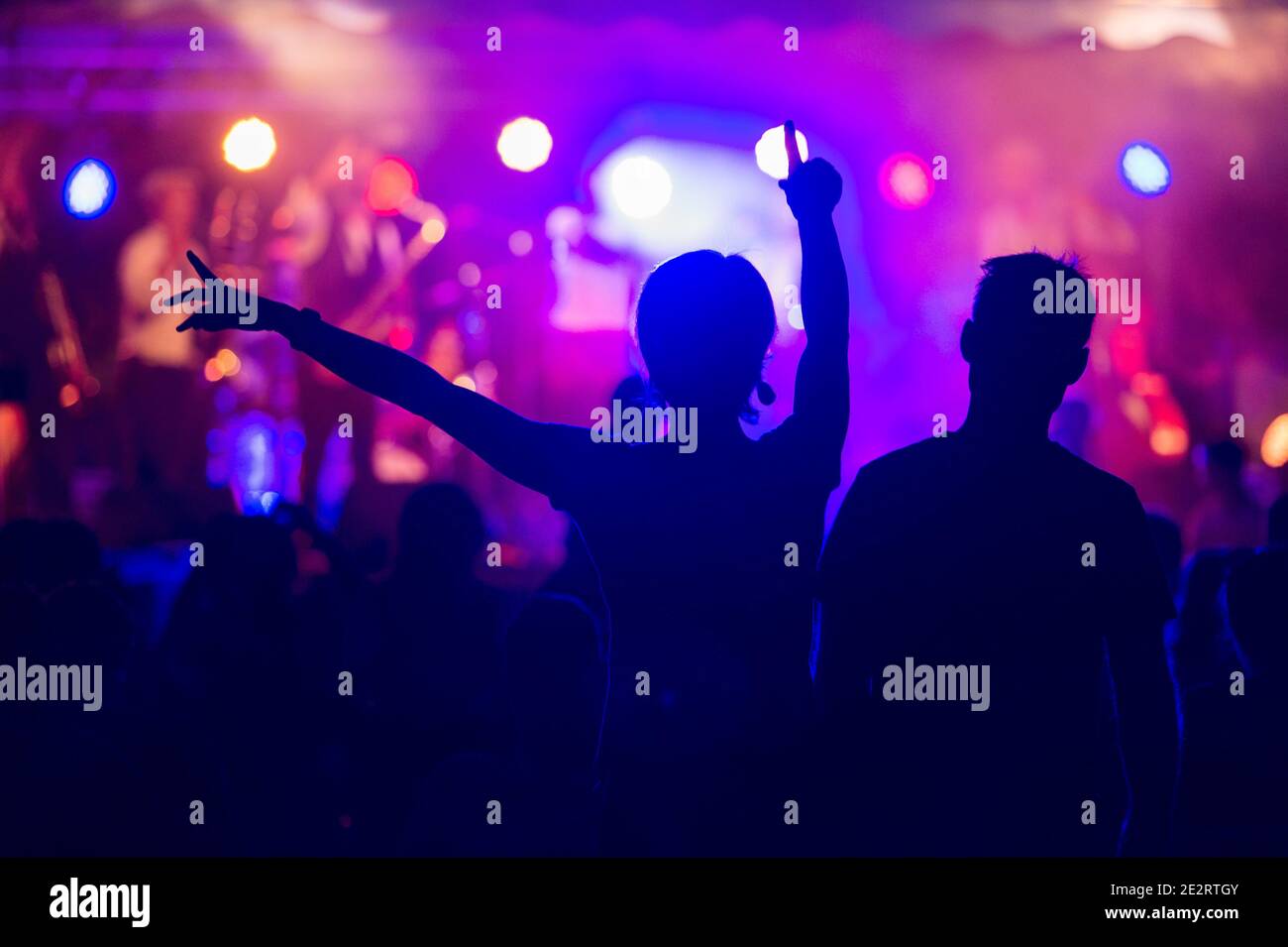 Arms raised dancing hi-res stock photography and images - Alamy