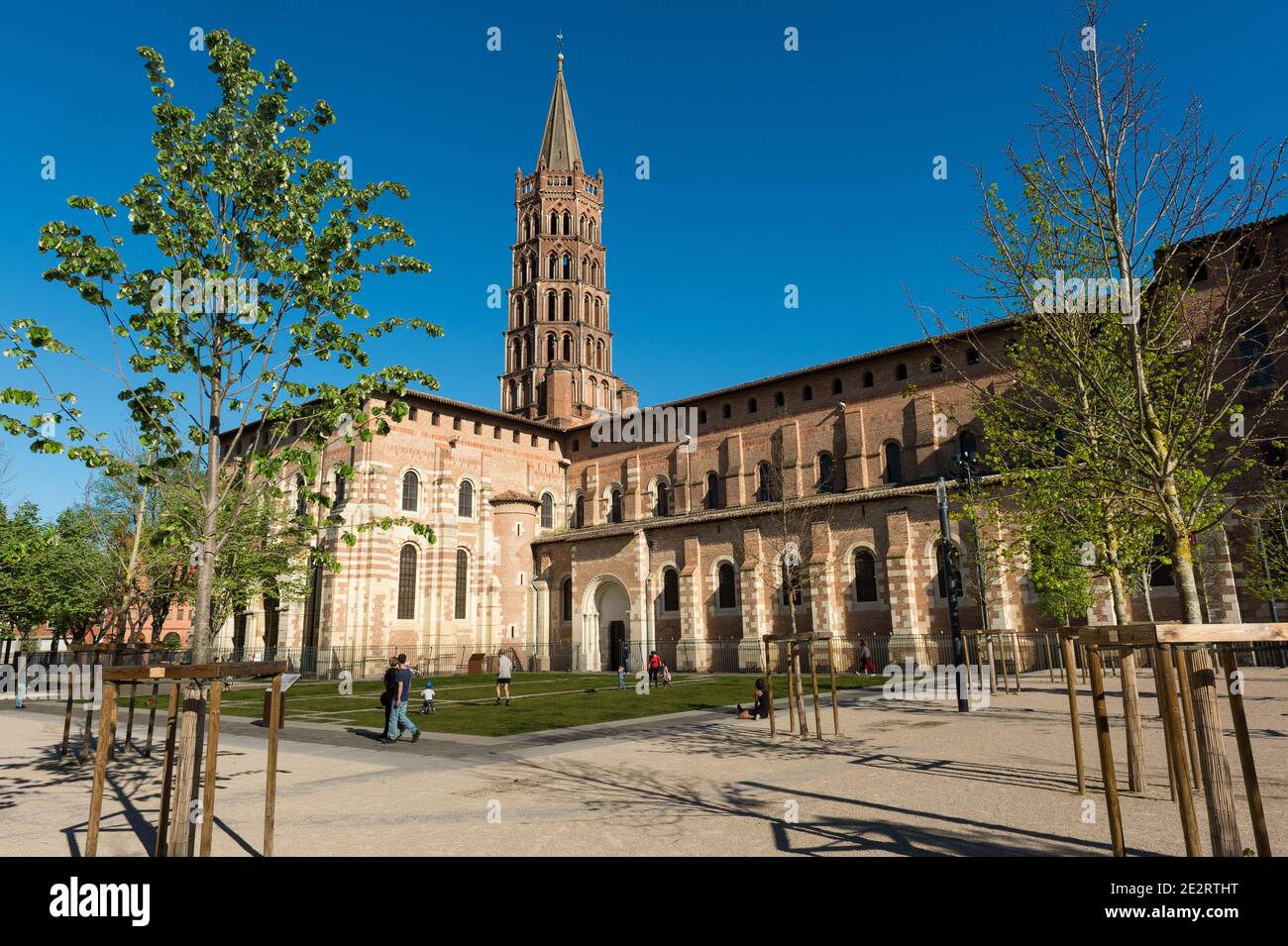 Toulouse (south of France): Basilica of Saint-Sernin, building ...