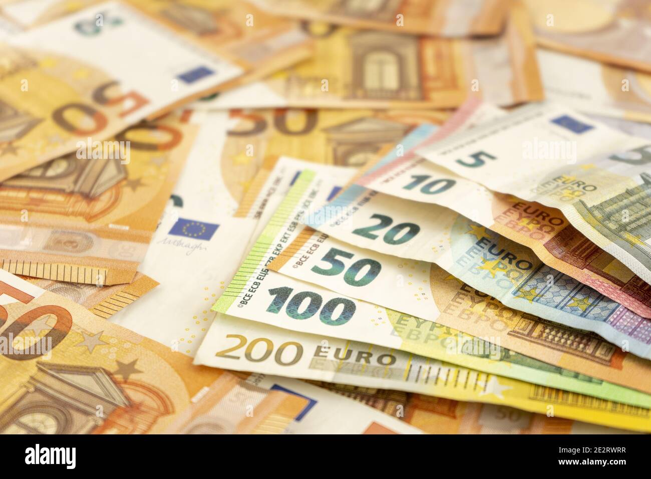 Highest gold price hi-res stock photography and images - Alamy