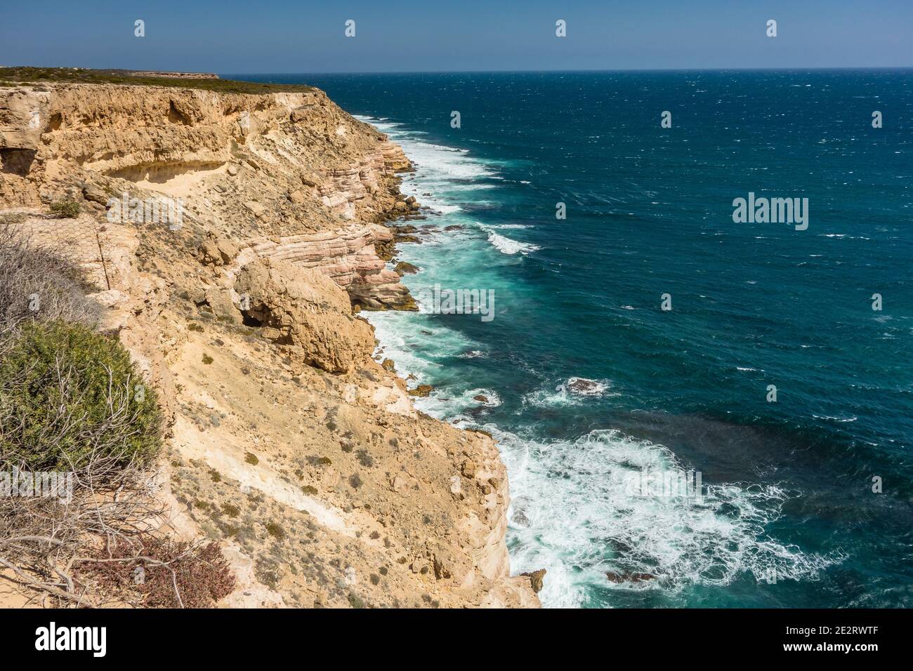 Island Rock & Natural Bridge, Red Bluff Coastal Cliffs, Kalbarri ...