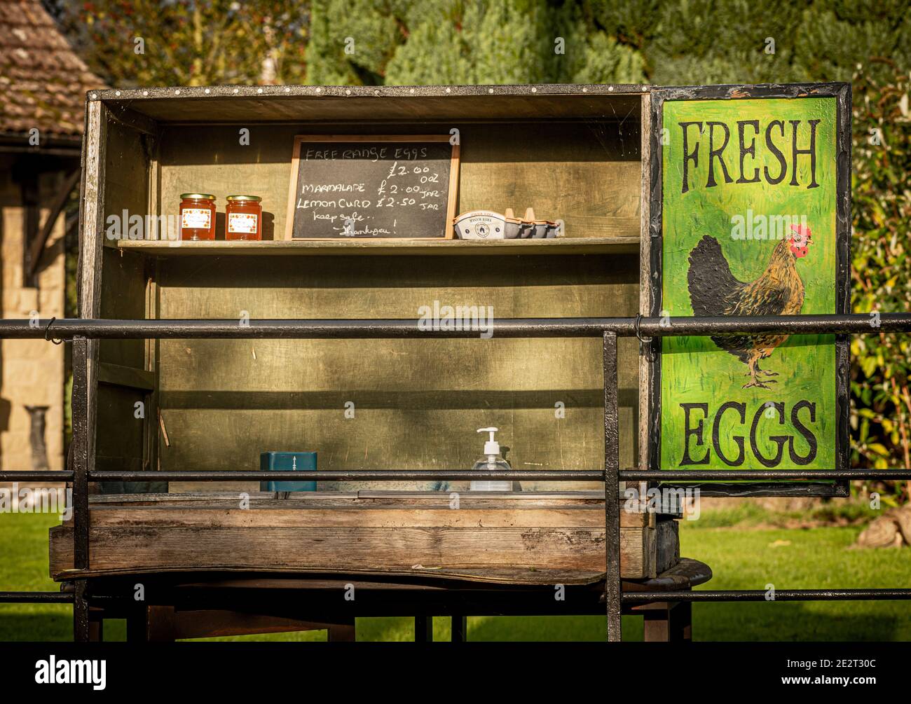 Roadside eggs hi-res stock photography and images - Alamy