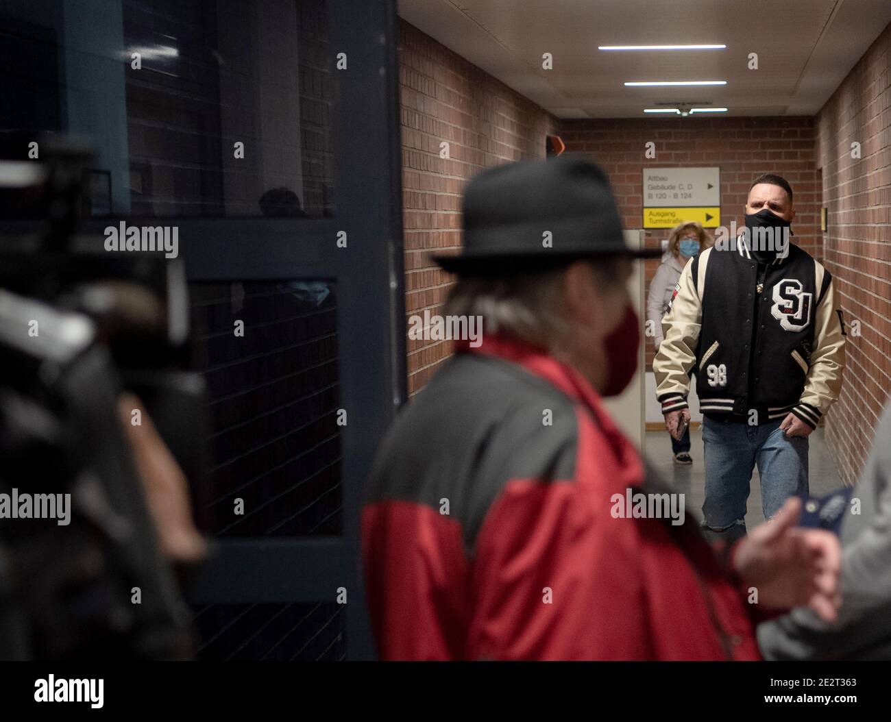 Fler rapper hi-res stock photography and images - Alamy