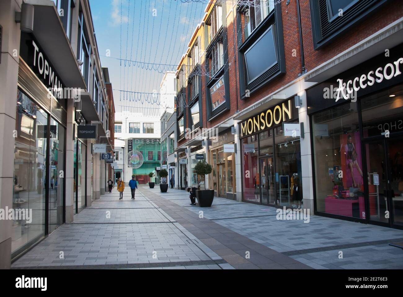 High Street shops in the Parkway Shopping Centre in Newbury in the UK ...