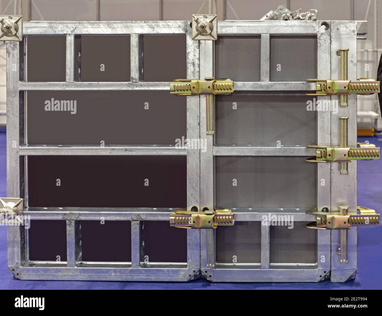 Aluminium formwork hi-res stock photography and images - Alamy