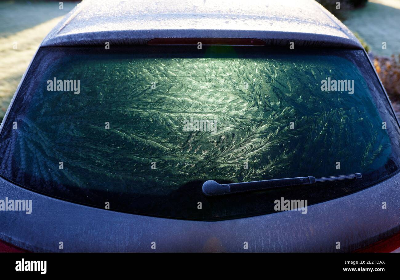 Frozen rear windscreen hi-res stock photography and images - Alamy