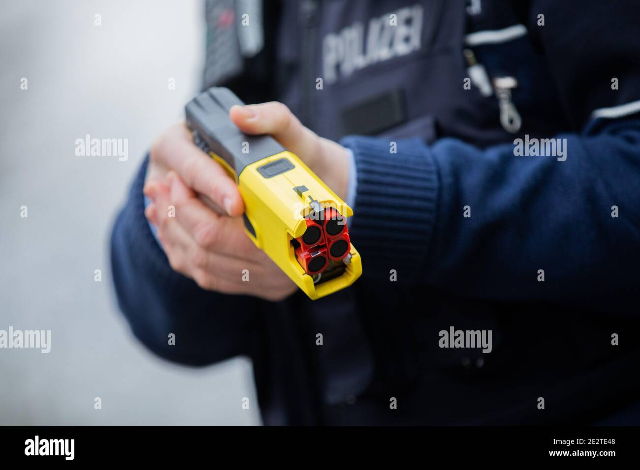 Taser training hi-res stock photography and images - Alamy