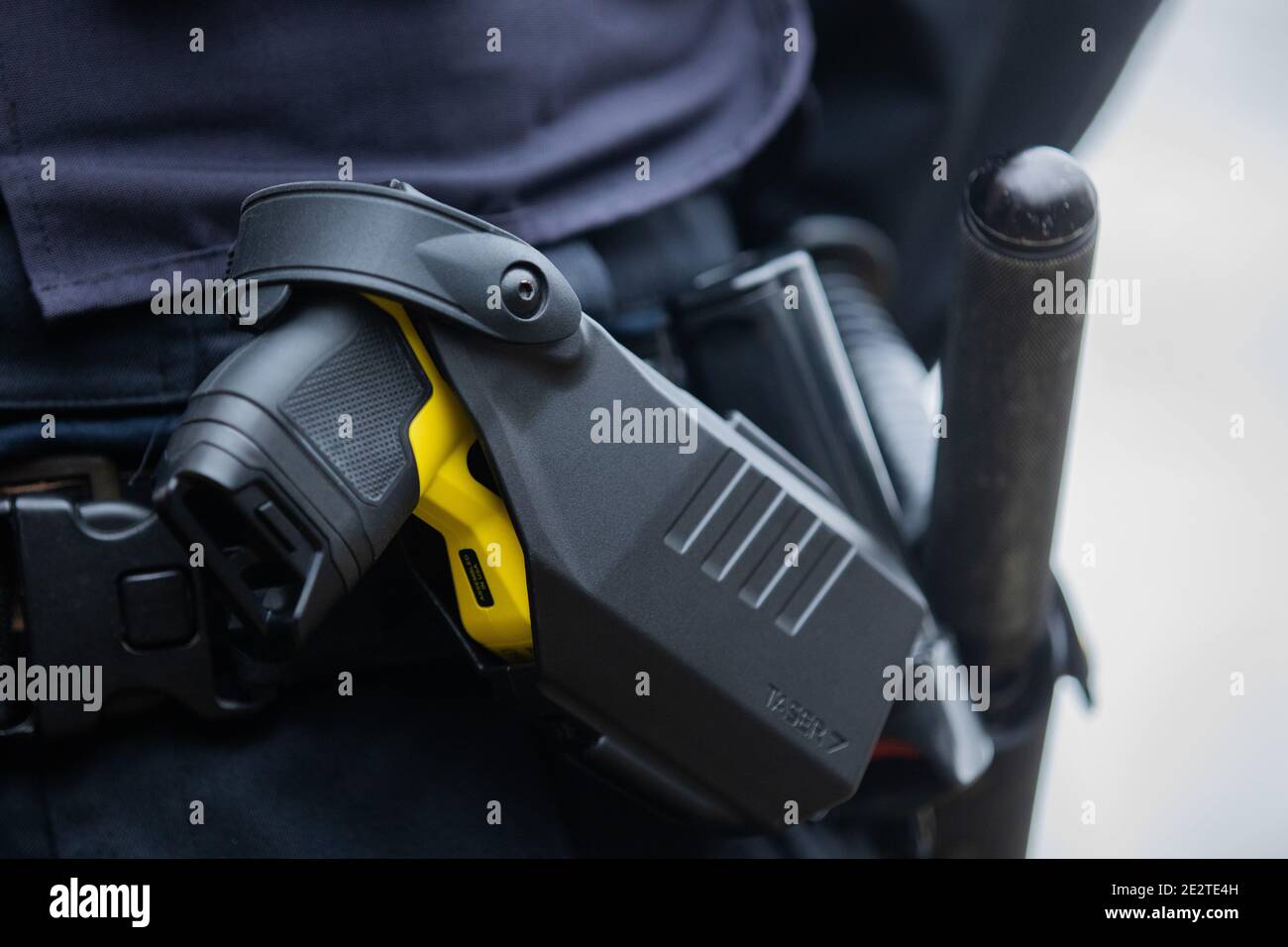 Taser training hi-res stock photography and images - Alamy
