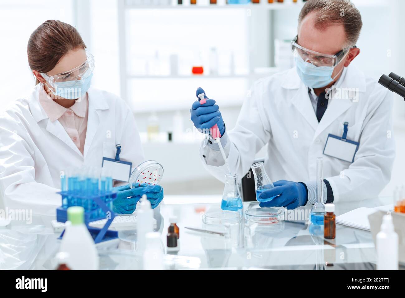 close up. biologists conduct research in the laboratory Stock Photo - Alamy