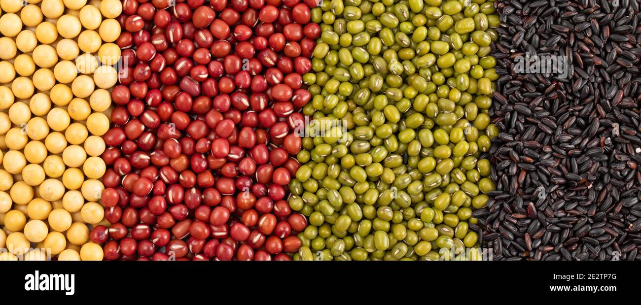 Top view of different grain and cereal varieties in vertical rows Stock ...