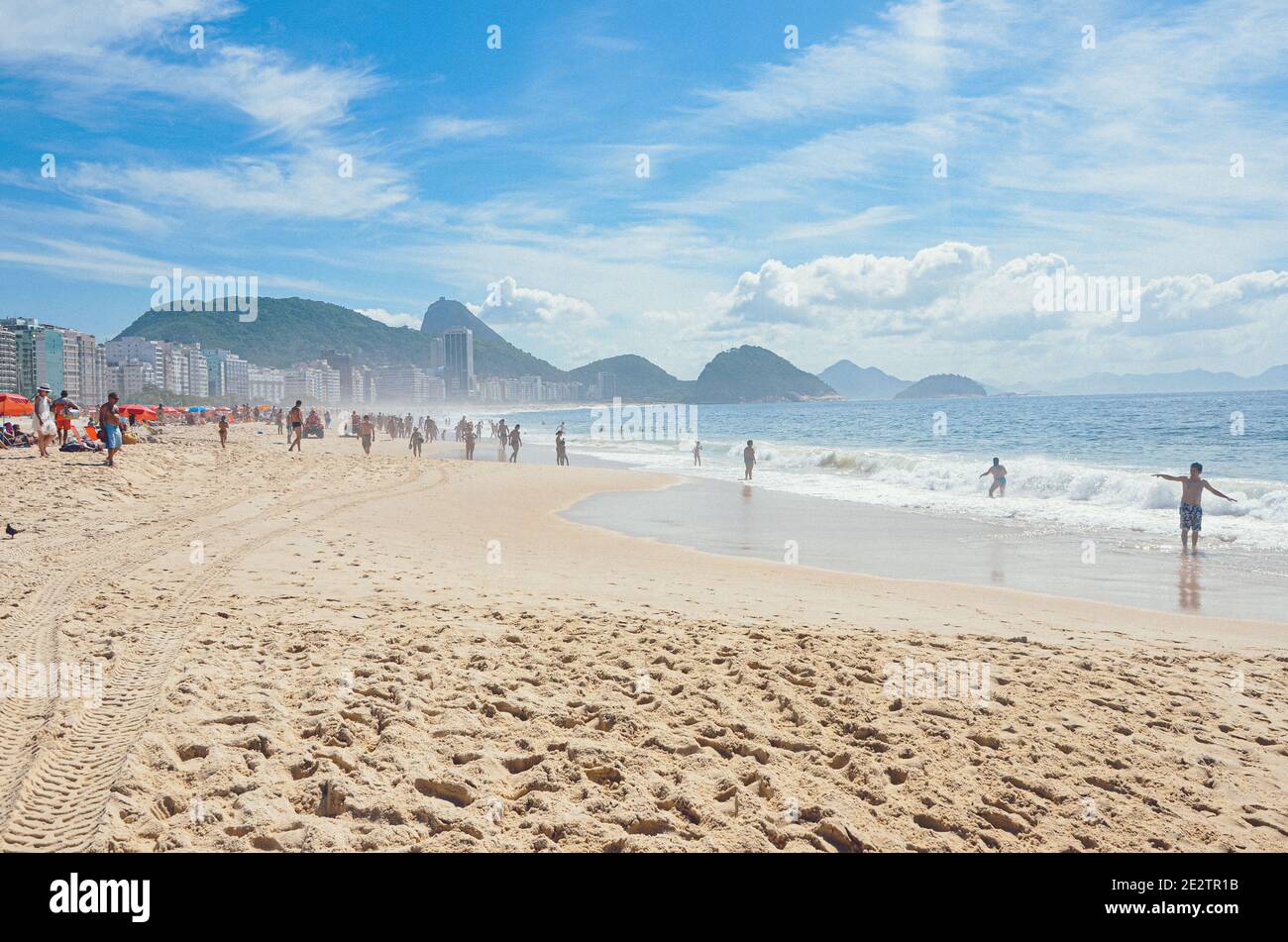 Copacabana Beach, Rio de Janeiro, Brazil Stock Photo - Alamy