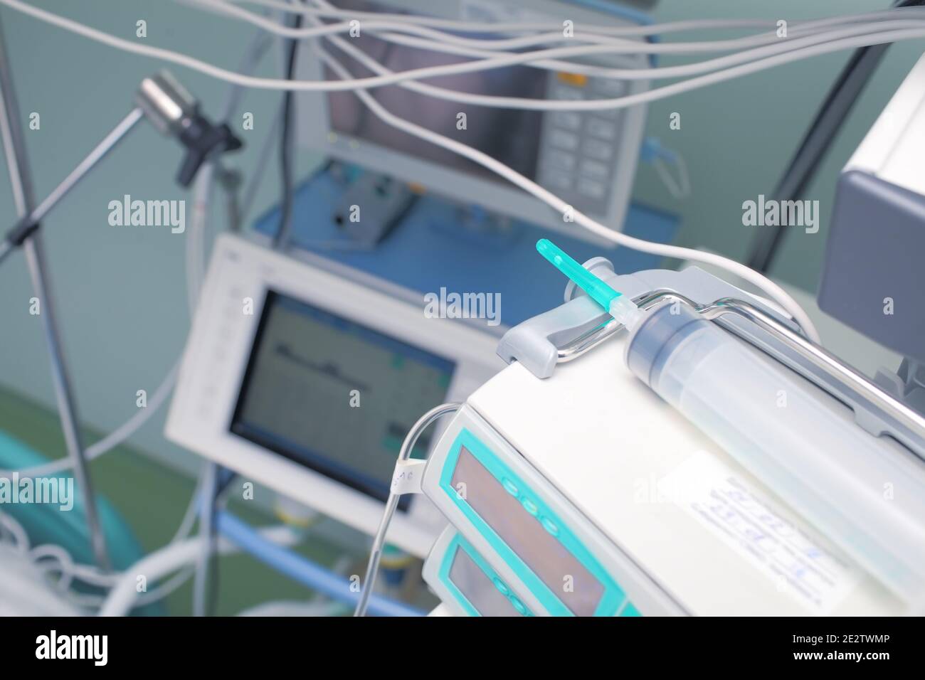 Medical monitoring equipment hi-res stock photography and images - Alamy
