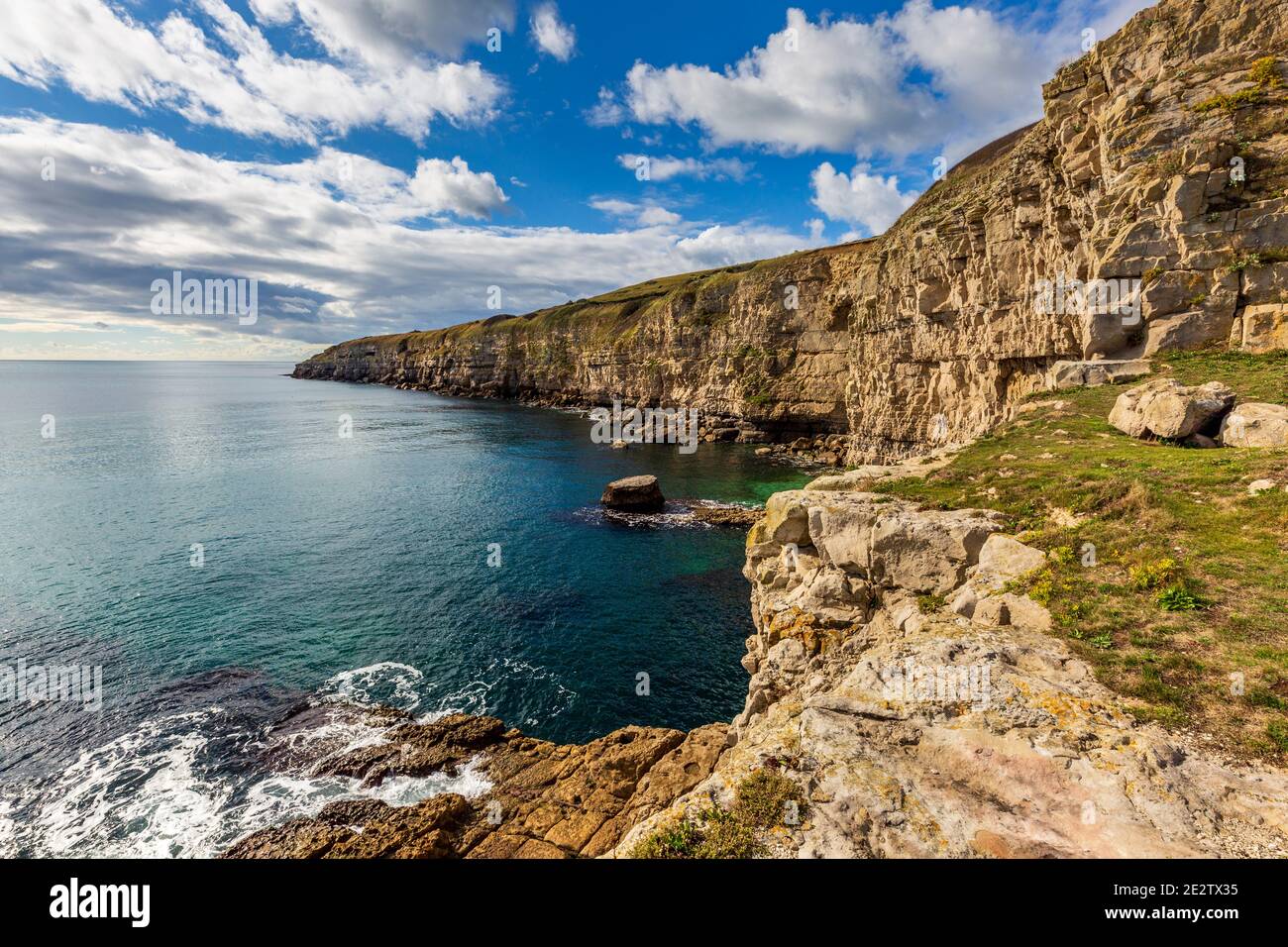 The Portland Stone cliffs at Seacombe Quarry on the Jurassic Coast ...
