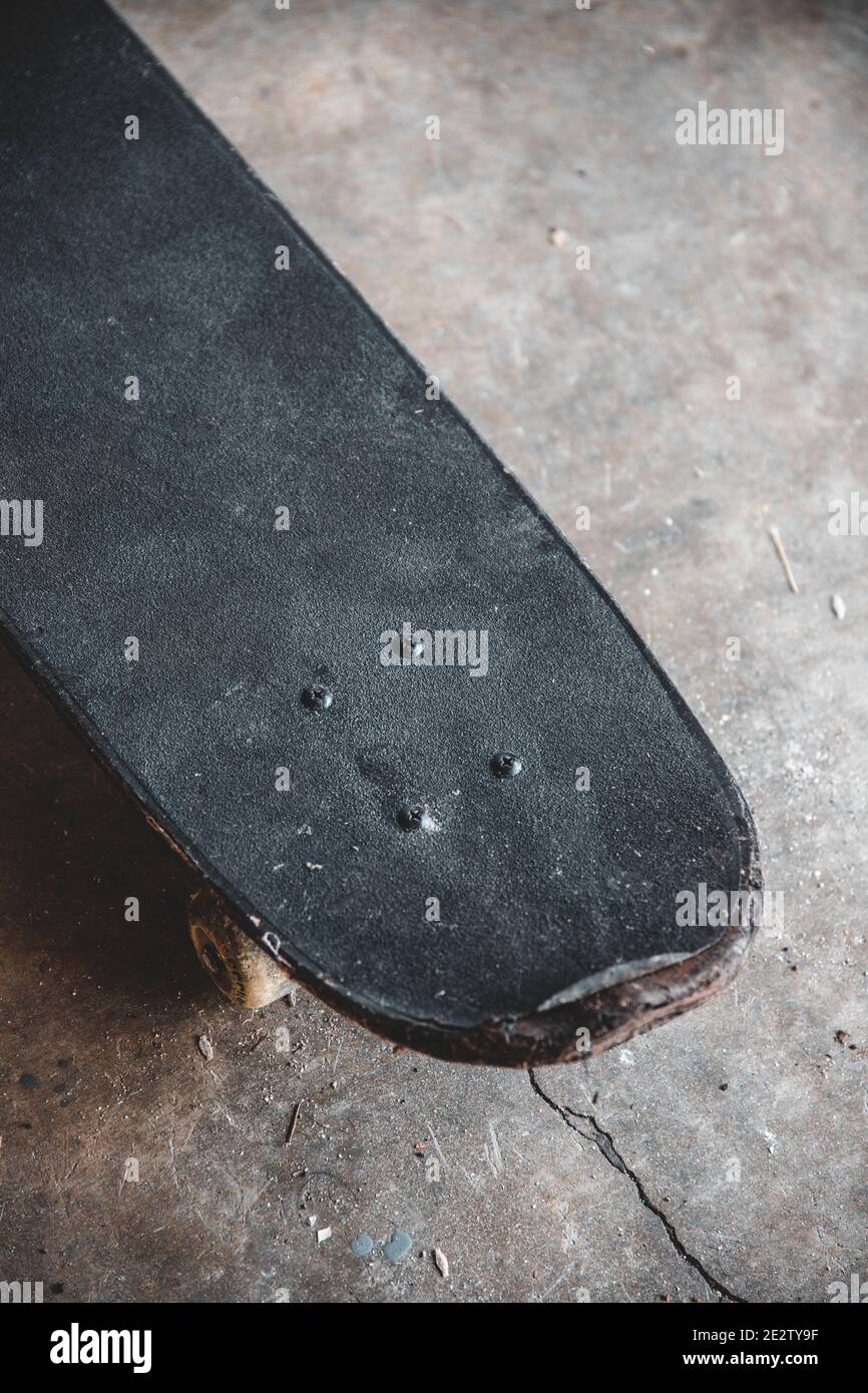 Vertical shot deck black hi-res stock photography and images - Alamy